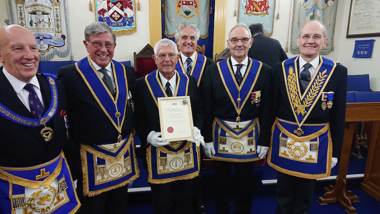 W.Bro Bob Cole 60 years a Mason – Somerset Freemasons – www ...