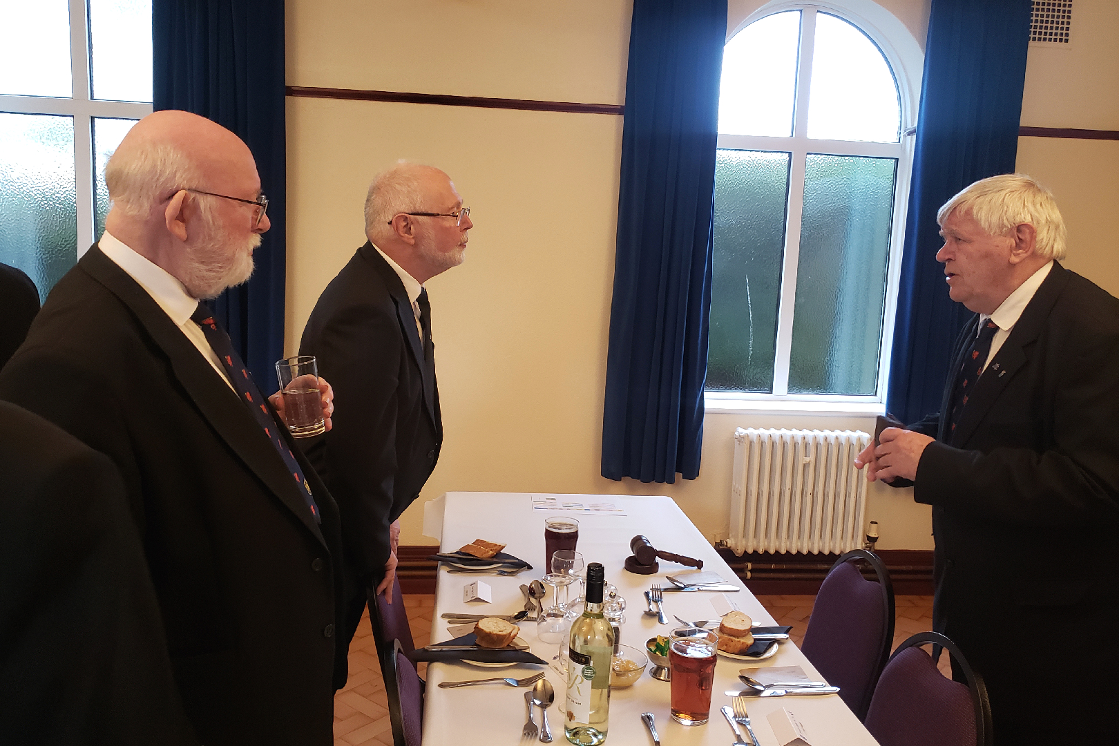 Brotherly Love Cross the Border to Devon – Somerset Freemasons – www ...