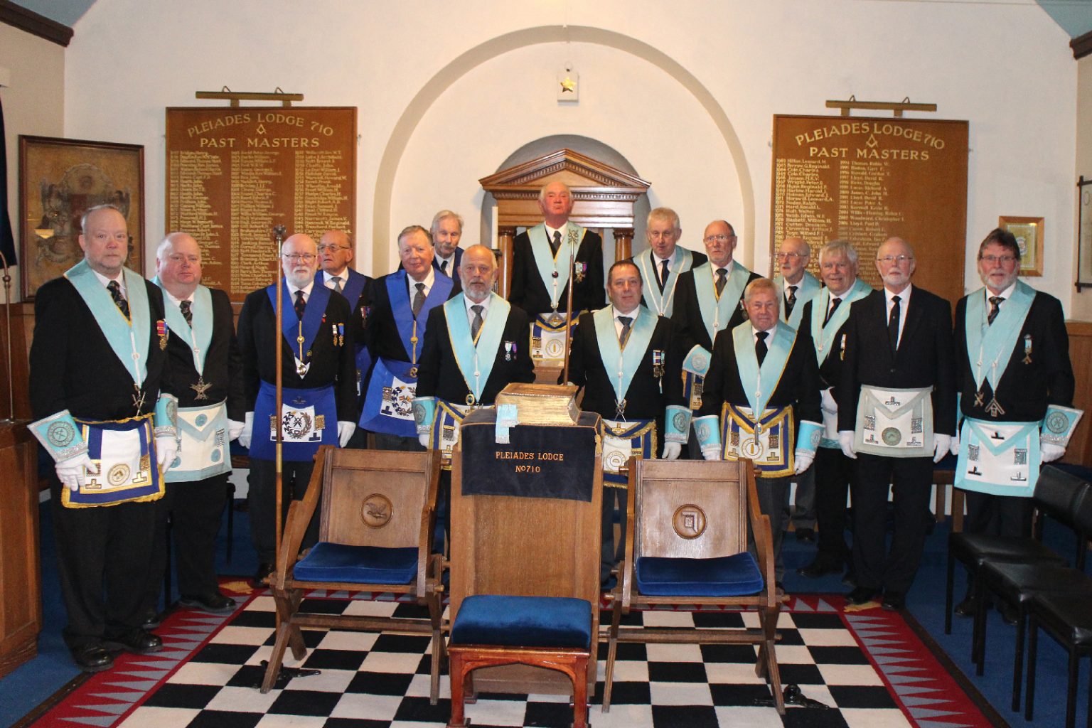 Brotherly Love Cross the Border to Devon – Somerset Freemasons – www ...