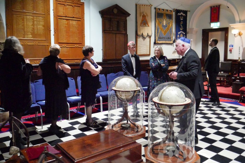 Brotherly Love White Table Christmas Celebration – Somerset Freemasons ...