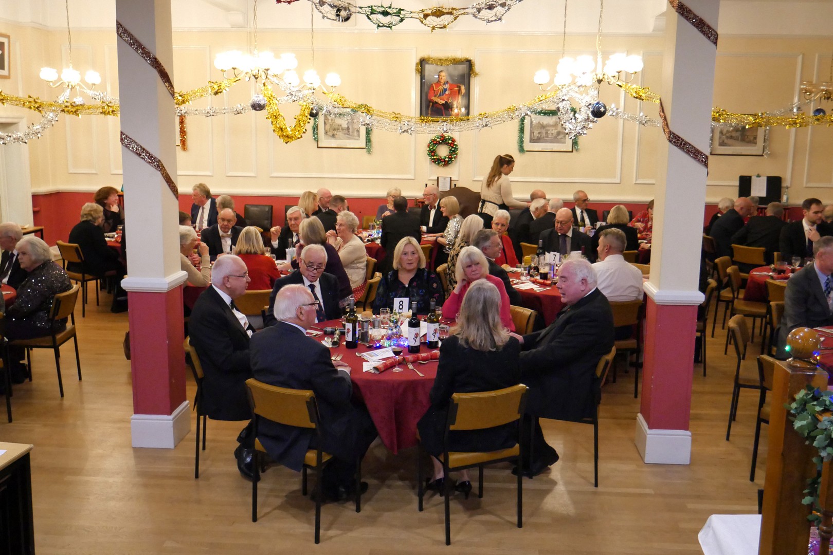 Brotherly Love White Table Christmas Celebration – Somerset Freemasons ...