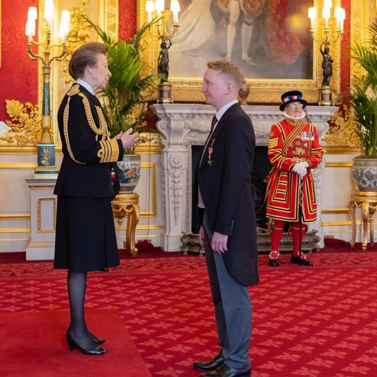 Dr Alexander Rhys Awarded OBE – Somerset Freemasons – www ...